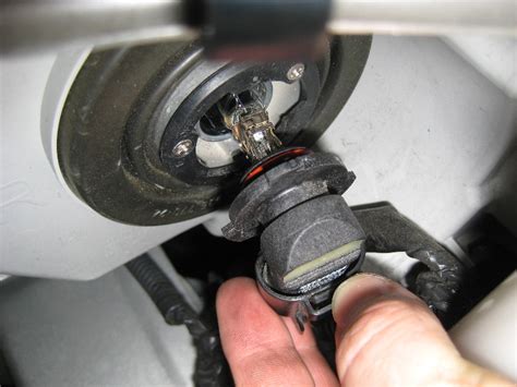 Toyota Camry Headlight Bulbs Replacement Guide 021