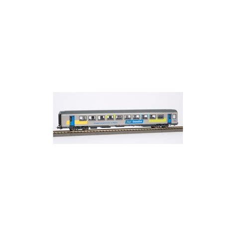 VOITURE CORAIL 2CL VTU FLUO GRAND EST SNCF HO EpVI PAR PIKO 97118