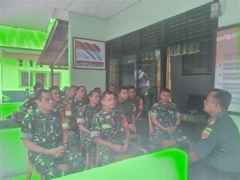 Berikan Jam Komandan Danramil Barebbo Sampaikan Ini Kepada Anggota