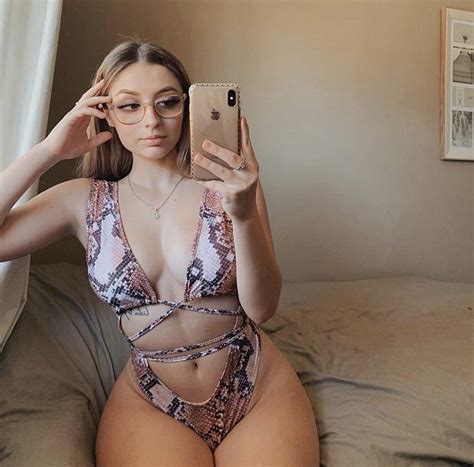 Lilith Cavaliere Net Worth TikTok Age Bio Height Early Life
