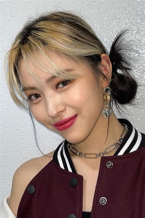 11 Best Korean Bangs Hairstyles To Inspire Your Next Look Artofit