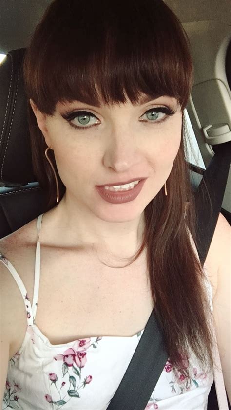 Natalie Mars Photos