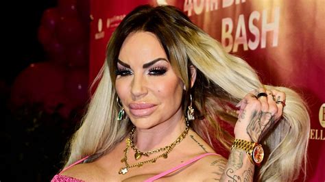 Gina Lisa Lohfink Pelz Eklat In Ischgl Zoff Mit Model Tessa