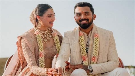 KL Rahul Athiya Shetty Tie The Knot In An Intimate Ceremony At Khandala