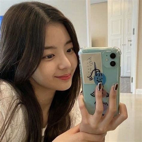 Choi Jisu Lia Itzy Selca Pfp Icon Kpop Kpop Girl Groups Kpop Girls