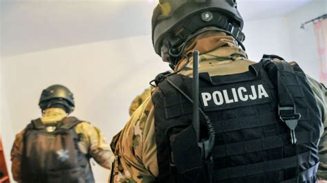 Antyterroryści wezwani na dworzec