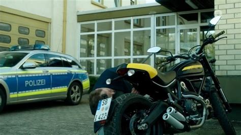 Imcdb Org Mercedes Benz E Klasse T S In Tatort Mord Ex