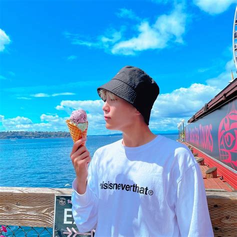 Lei On Twitter Rt Wonubliss Pledis Boos