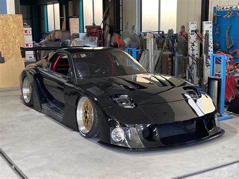 LBSilhouette Works Mazda RX 7 FD Body Kit