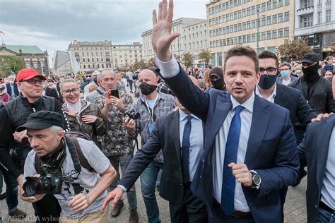 Trzaskowski Nie Musi Przeprasza S D Oddali Pozew Sztabu Andrzeja Dudy