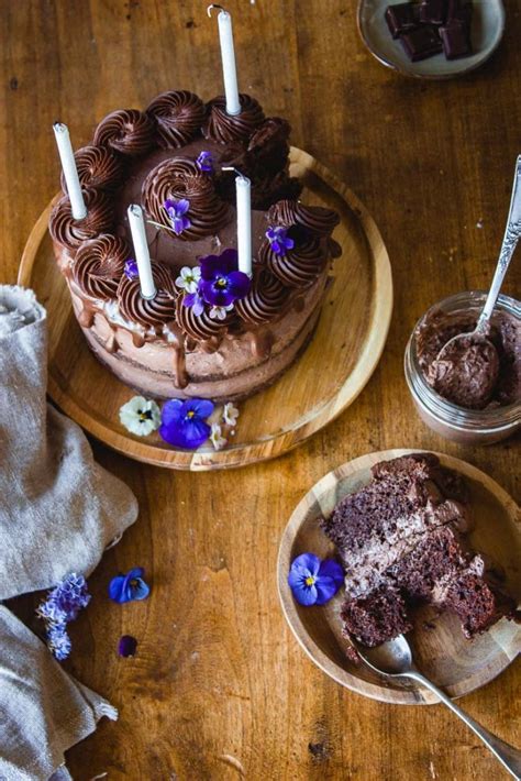 Layer cake au chocolat vegan Gâteau d anniversaire vegan