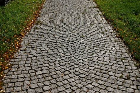 Ile Kosztuje Kostka Brukowa Znajd Najlepsze Ceny I Por Wnaj Oferty