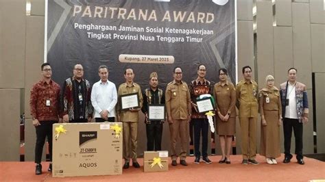 BPJS Ketenagakerjaan Serahkan Penghargaan Paritrana Award Tahun 2023