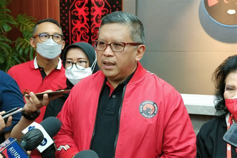 Prabowo Jokowi Didorong Duet Di Pilpres 2024 Begini Respons PDIP