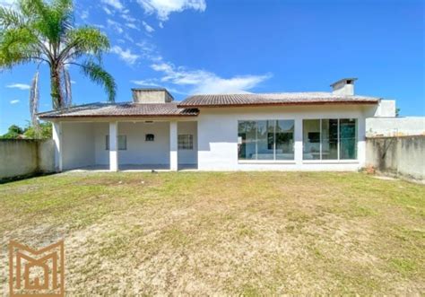 Casas à venda na Praia das Palmeiras em Itapoá Chaves na Mão