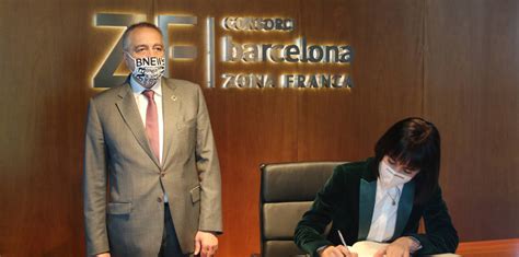 La ministra de Innovación conoce el DFactory del CZFB