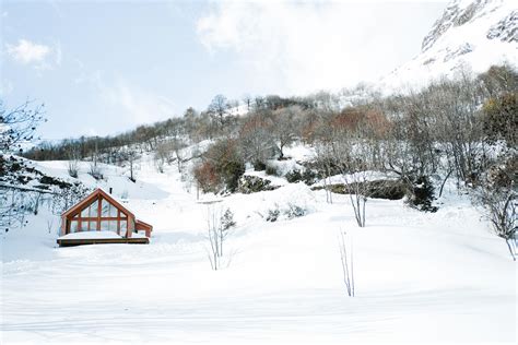 Pyr N Es H Tels Chalets Co Village Les Nouveaux H Bergements
