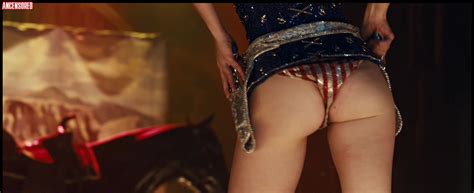 Laura Bell Bundy Nua Em American Gods