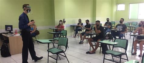 Colégios estaduais retomam aulas presenciais em Maringá Maringá Mais
