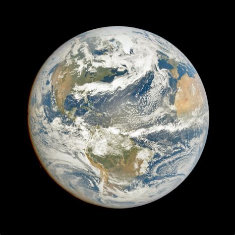 Así es como se ve realmente la Tierra desde el espacio