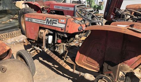Massey Ferguson 200 Fiche Technique Info France