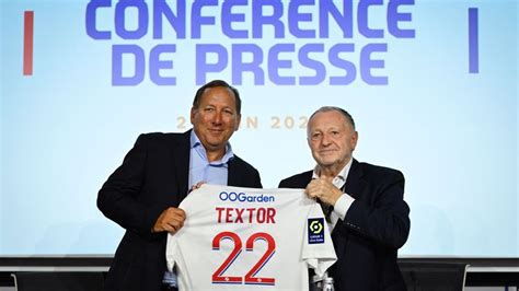 Ligue 1 le rachat de l Olympique lyonnais par John Textor à nouveau