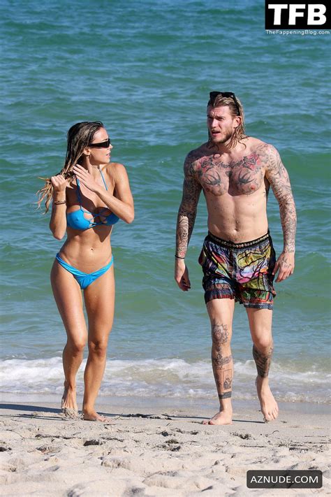 Diletta Leotta Sexy Seen With Loris Karius Enjoying A Day On The Beach