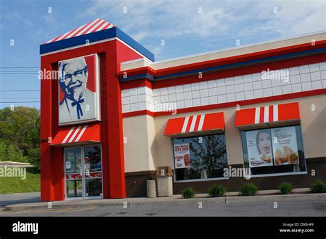 Frente de kfc fotografías e imágenes de alta resolución Alamy