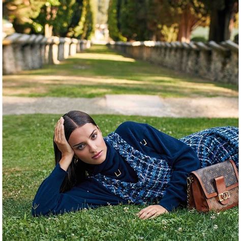 Picture Of Gabrielle Caunesil