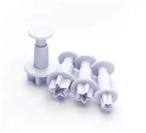 Cortante Estrella Con Expulsor Set X 4 Piezas