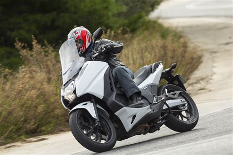 Honda prépare un maxi scooter Forza de grosse cylindrée Actu Moto