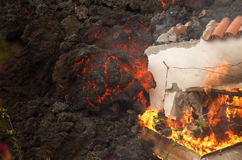 FOTOS Lava del Volcán La Palma sigue destruyendo Internacional