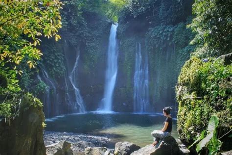 Nuansa Alamnya Kerasa Banget Inilah Destinasi Air Terjun Terindah Di