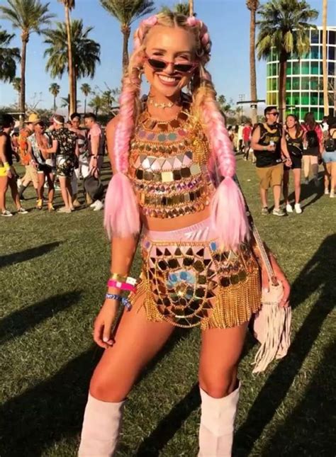 Pin By Isabella Granada On Disfraces Carnaval Edm Festival Outfit