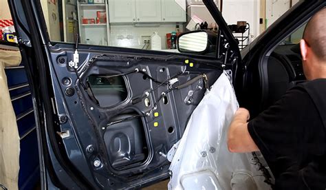 How To Fix Honda Accord Radio