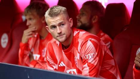 Bayern Star de Ligt schwärmt von Ex Trainer und warnt vor Ex BVB Star