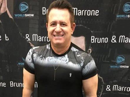 Cantor Marrone possui fazenda criação de 20 mil cabeças de gado
