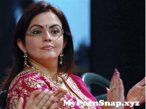 Reliance Industries Chairman Mukesh Ambani His Wife Nita Ambani Son