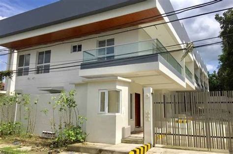 2 Storey Townhouse For Sale In Commonwealth Quezon City Townhouse For