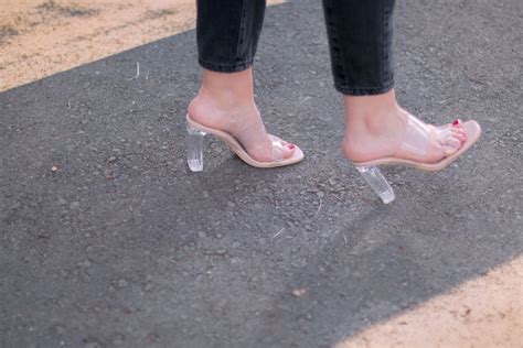 Venta Sandalias De Tacon Transparentes En Stock