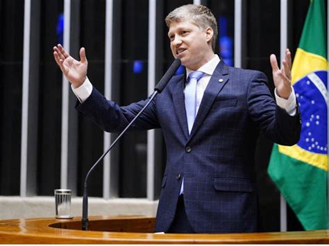 Marcel Van Hattem diz que TSE inventou uma gambiarra jurídica para