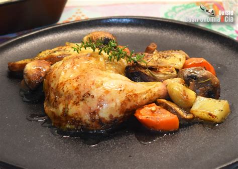 Pollo al horno con sus verduras asadas Receta fácil para comer sano y