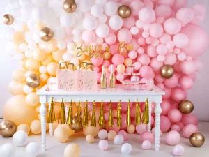 7 pomysłów na dekoracje balonowe na wieczór panieński JUBILA Studio
