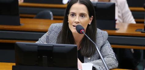 Deputada Amália Barros tem melhora expressiva após nova cirurgia