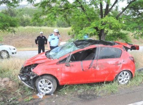 Trabzon Emniyet Müdürü ve Eşini Emniyet Kemeri Kurtardı Haberler