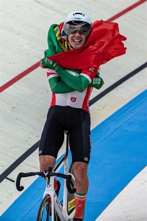 As imagens da festa de Iuri Leitão após sagrar se campeão europeu de