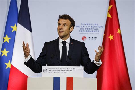 À Pékin Macron affirme que la Chine peut jouer un rôle majeur en