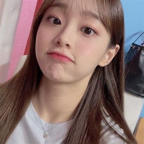 Loona Chu Lq Icon South Korean Girls Korean Girl Groups Football