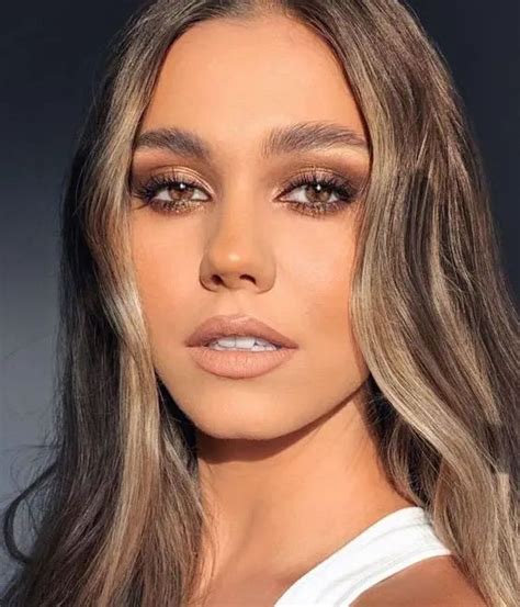 Eye Makeup Looks That Make Brown Eyes Pop