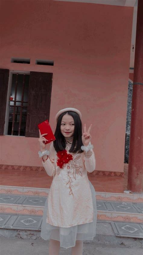 Tết đến nơi rồi Tết đến rồi thì phải mặc quần áo tết và chụp hình để